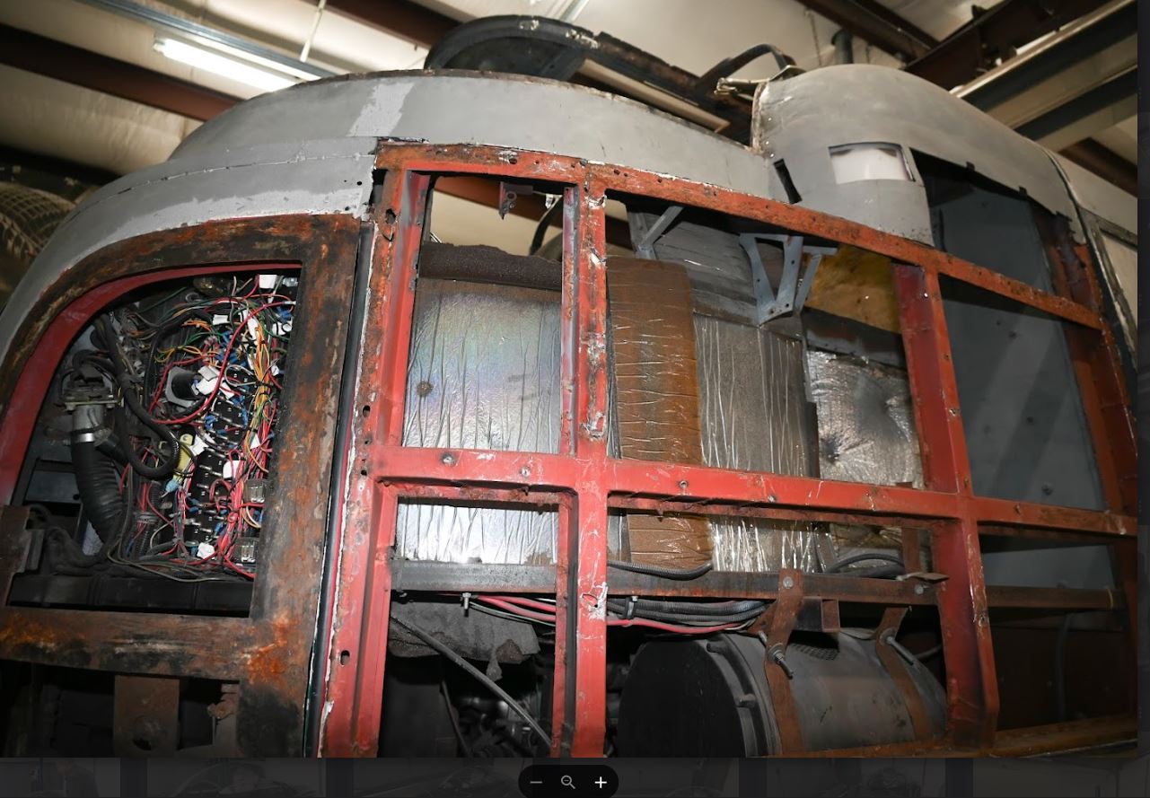 Vanderbilt Cup Races - Blog - The 1939 GM Futurliner: Automotive ...